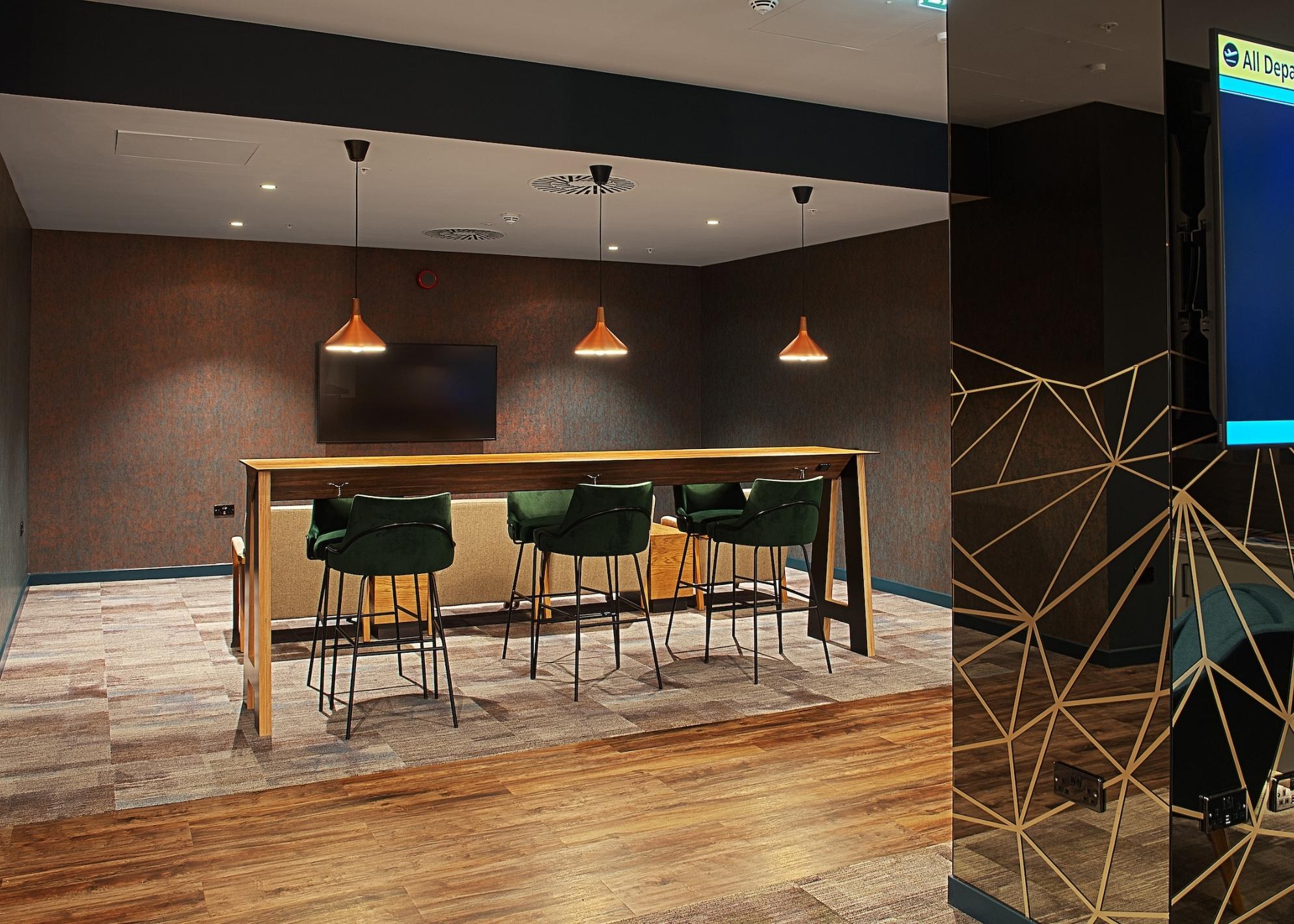 Lomond Lounge - Space Solutions