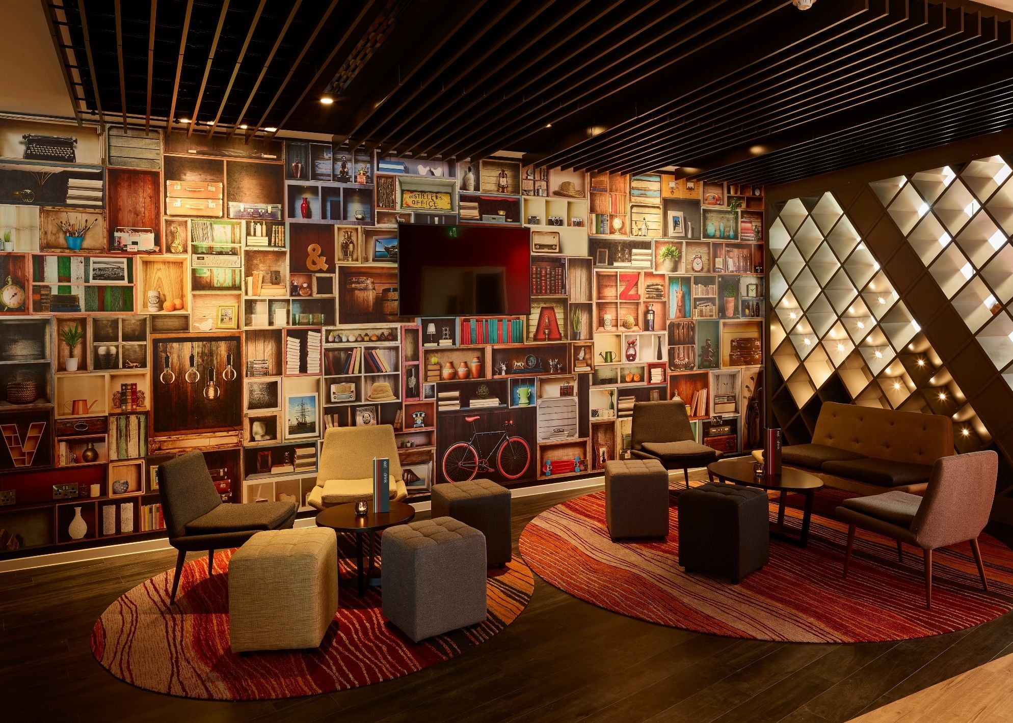 Sleeperz Hotel - Space Solutions